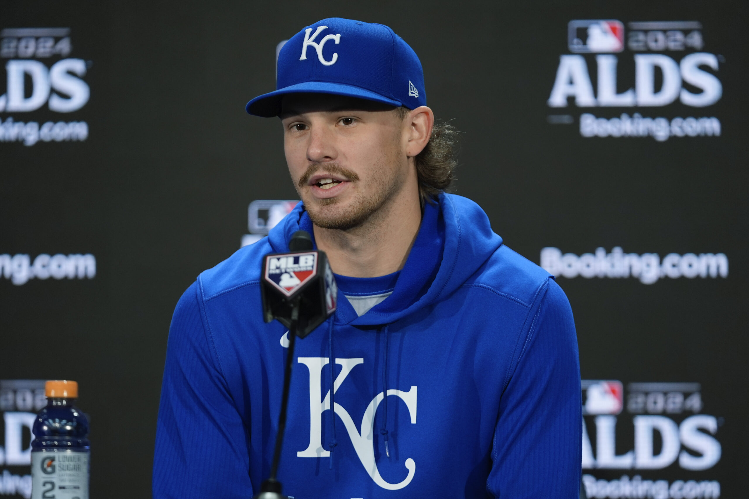 Witt prepares for Royals to take on New York at Yankee Stadium by ...